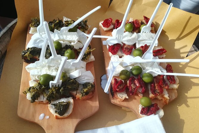 Naples Street Food Tour with Foodie Guide around Historical Center - Authenticity and Tips from Reviews