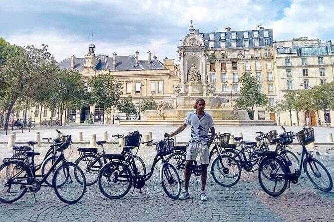 Paris along the Seine: guided tour of the greatest monuments - Authentic Experiences and Genuine Feedback