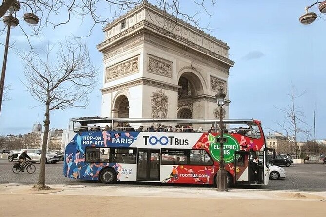 Paris Seine River Cruise with 1/2/3 Days HOHO Combos
