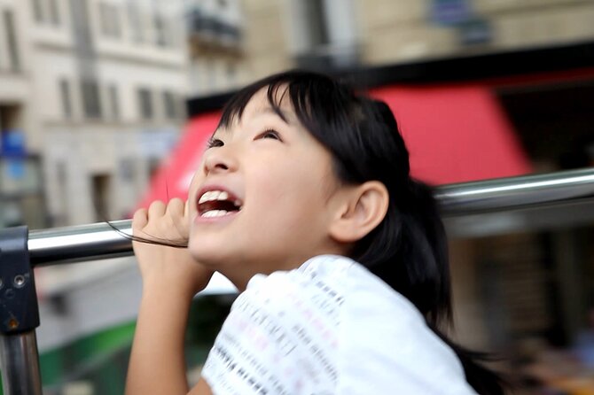 Paris Tootbus Kids Tour Sightseeing Live Guided Tour - Why This Tour Works Best for Families and Time-Constrained Travelers