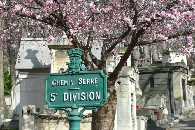 Père Lachaise Cemetery Art: Watercolor Postcard Workshop in Paris - The Value and Cost