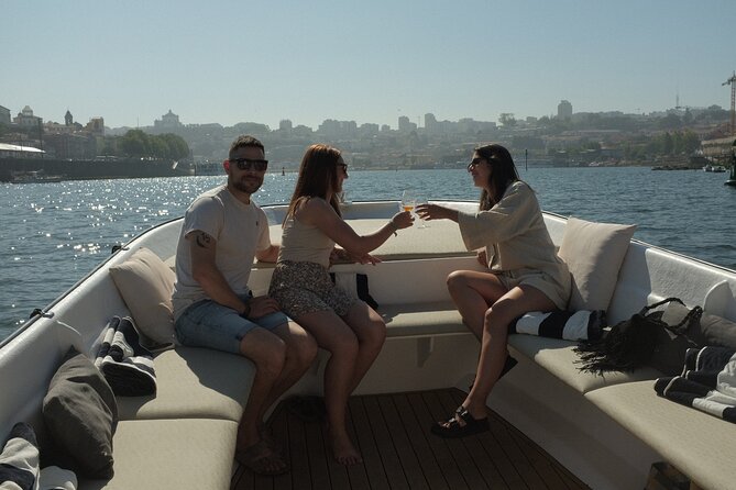 Porto: Douro River Boat Cruise with Port Wine and Snacks - The Experience on the Water