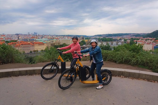 Prague: Combo 3h Tour by Segway and eScooter - Real Traveler Insights