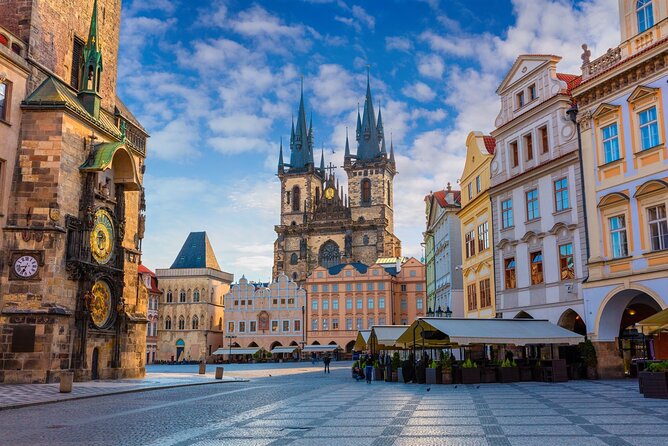 Prague Walking Tour 2,5h (Old Town, Jewish Quarter and Charles bridge) - The Value in the Details