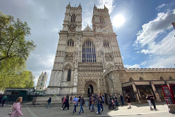 Priority Access Tour of Westminster Abbey with London Eye option - Discovering Westminster Abbey: A Visual and Cultural Feast