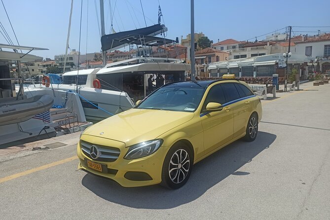 "Private Airport Transfer: Athens Airport to/from Piraeus Port" - Vehicle and Privacy: What Travelers Can Expect