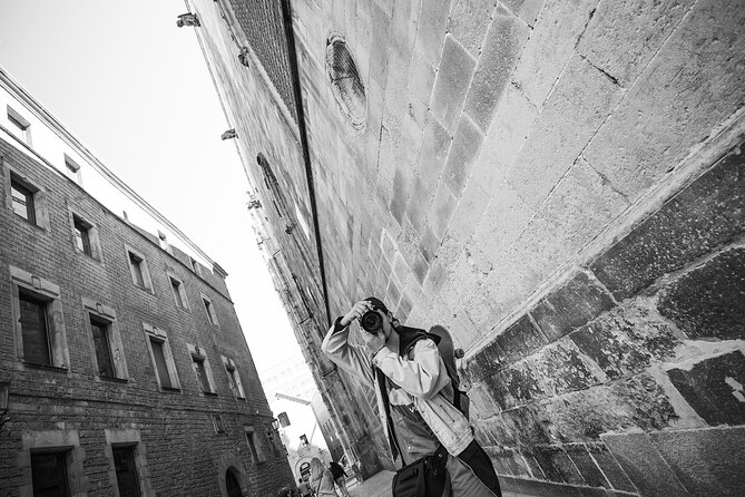 Private and Personalized Photography Adventure in Barcelona - Location and Logistics