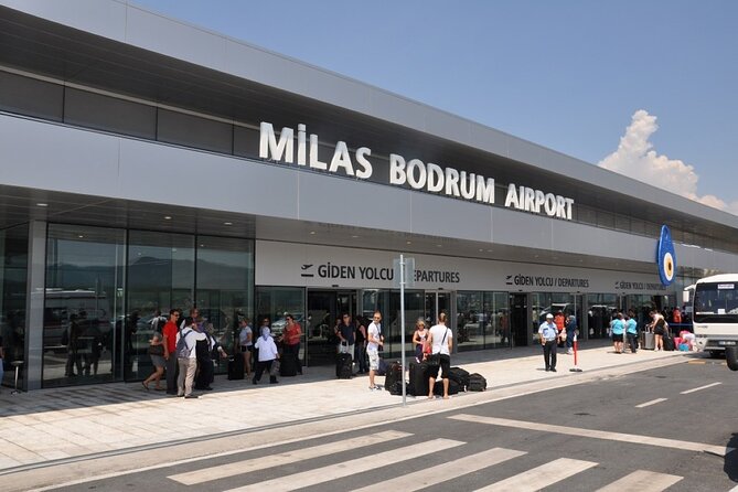 Private Arrival Transfer: Bodrum Airport to Central Bodrum or Bodrum Peninsula Hotels