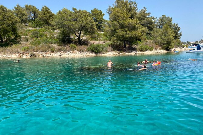 Private boat trip - Hvar Brac and Pakleni islands from Split - How Does the Price Reflect the Experience?