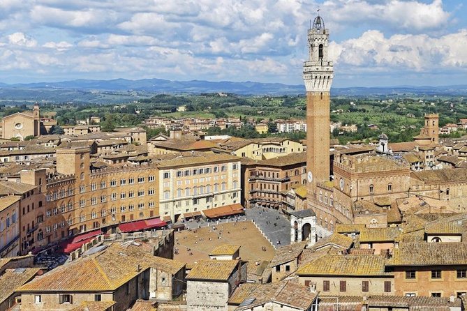 Private Day Trip to Siena and San Gimignano from Rome - San Gimignano: The Towered Town of Tuscany