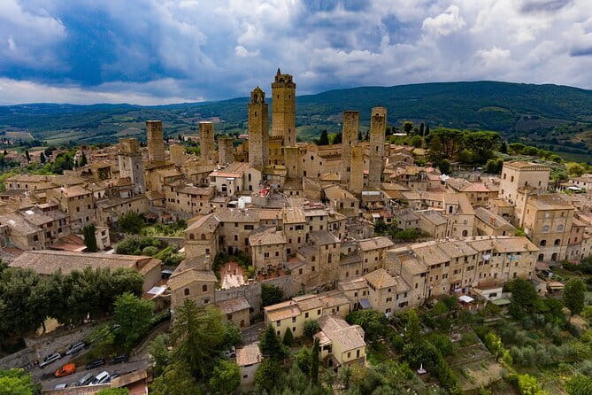 PRIVATE Full-Day Tour of San Gimignano and Volterra - The Itinerary in Detail
