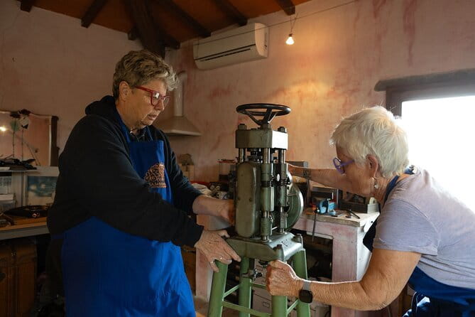 Private jewelry class in Florence, Tuscany, Italy (4 hours) - The Cost and Value