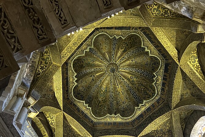 Private Tour Cathedral of Cordoba Mosque and Historic Center