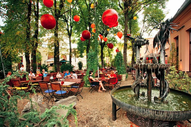 Private Tour Guide Berlin with a Local: Kickstart your Trip, Personalized - East Side Gallery and Berlin’s History