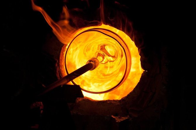 Private tour on Murano Island: discover the art of Artisanal Glassblowing - Is it Worth the Price?
