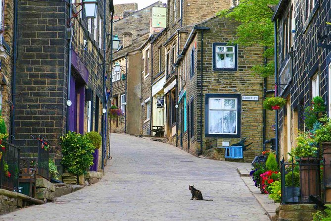 Private Tour: The Brontes: Full Day All-Inclusive Tour with an Expert Guide