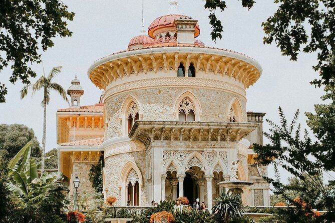 Private Tour to Visit the Monuments in Sintra 5 Hours - The Sum Up