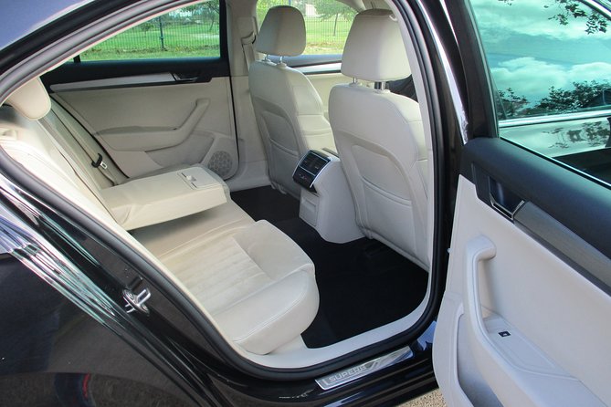 Private Transfer from A Coruña Airport to Ciudad A Coruña - The Broader Context: What to Expect and Not Expect