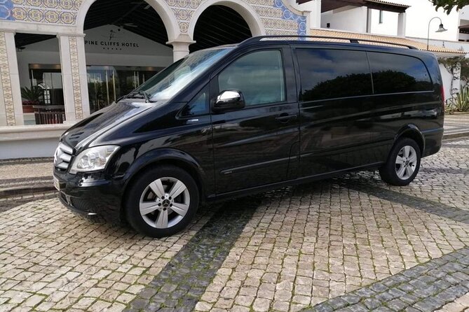 Private Transfer from Faro Airport to Monte Gordo (1-4 pax)