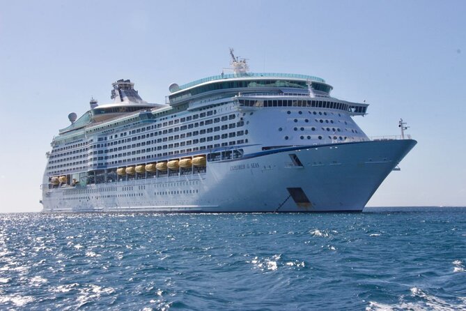 Private Transfer from Hamburg Airport(HAM) to Hamburg Cruise Port
