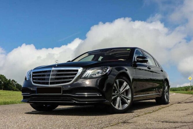 Private Transfer from Larnaca Airport to Nicosia