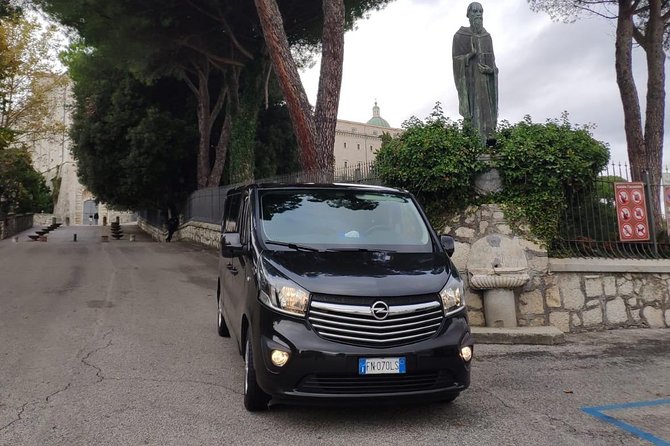 Private Transfer: Rome Fiumicino Airport to Civitavecchia Port