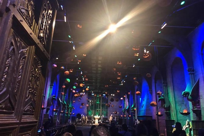 Private Transfers between London & Harry Potter Warner Studio - Comfort and Convenience on the Road