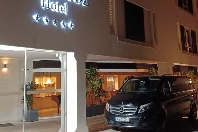 Private Transport between the city of Porto and AHD Airport - The Practical Edge: Timing and Flexibility