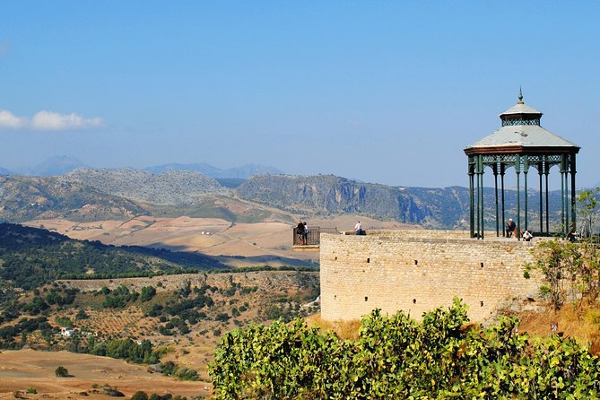 Private White Villages & Ronda Day Tour from Seville - Optional Hike: La Garganta Verde