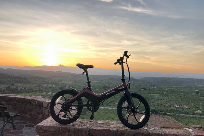 Rental of electric bicycles, personalized routes guided by GPS - The Experience Provider and Cancellation Policy