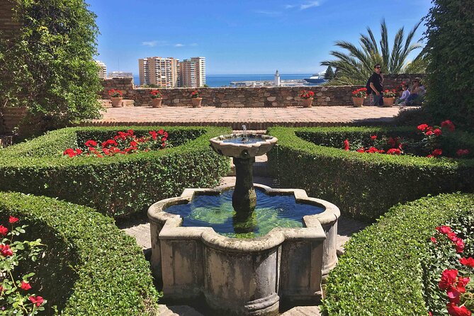 Roman Theatre and Alcazaba of Málaga Tour - Final Stop: Panoramic Views and Spanish Gardens