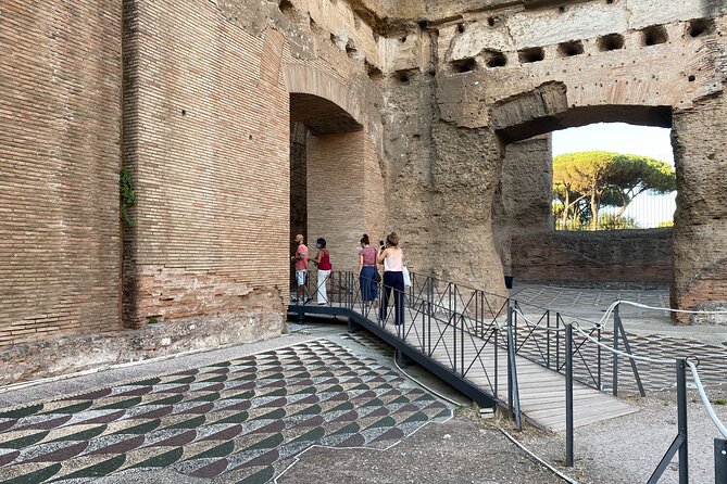 Rome: Small-Group Tour of Caracalla Baths and Circus Maximus - Exploring the Roman Ruins: What to Expect