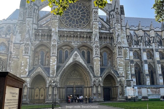 Royal London: Private Half-Day Tour with Horse Guards Parade - Starting Point: Westminster Abbey Shop