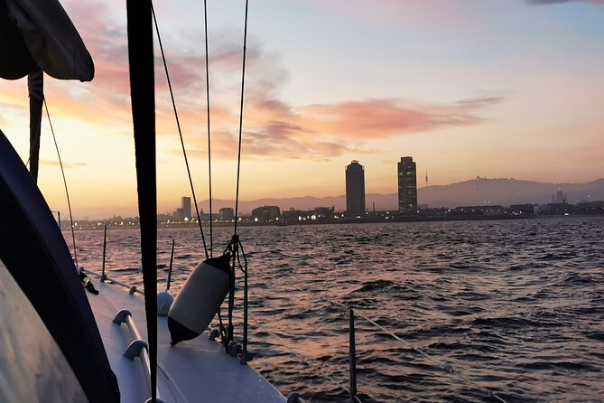 Sailing anytime in Barcelona - The Value of a Small-Group Sail