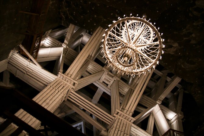 Salt Mine Wieliczka Guided Tour from Krakow - Real Traveler Feedback: Authentic Perspectives