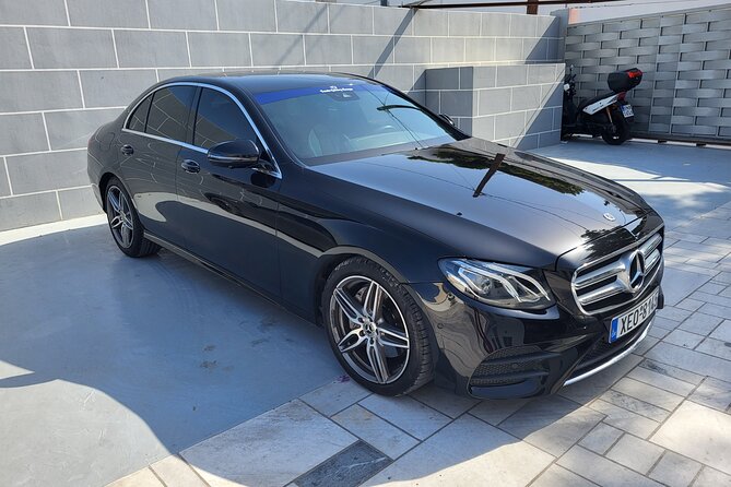 Santorini: Airport or Port One-Way Private Transfer - Meeting Points and Timing