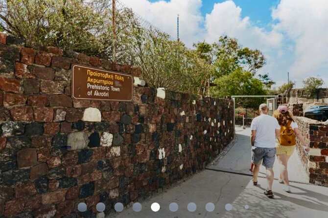 Santorini , Akrotiri tour by a licensed guide - Who Should Take This Tour?