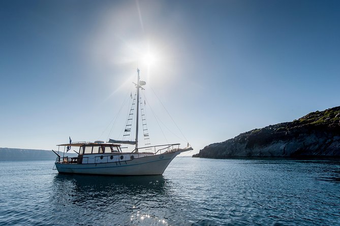 Santorini Caldera Day Traditional Cruise with Meal and Drinks - Why Book This Santorini Cruise?