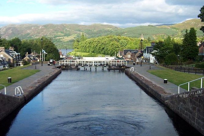 Scottish Highland Day Tour from Edinburgh - Authentic Highland Encounters