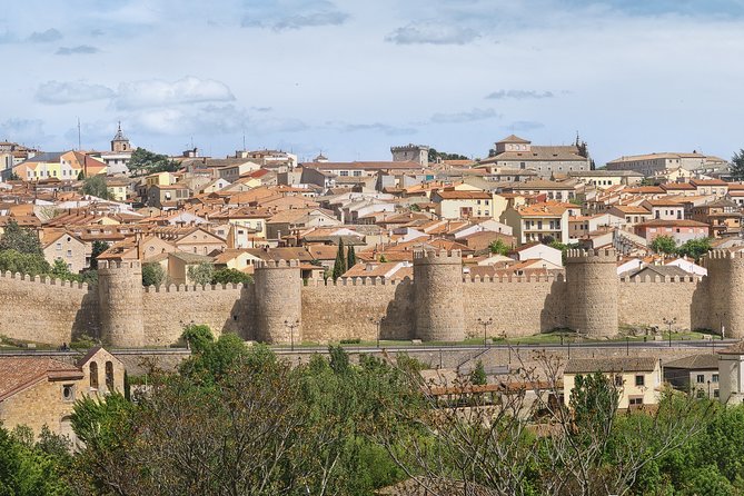 Segovia and Avila Private Tour with Lunch and Hotel Pick up from Madrid - What Travelers Are Saying