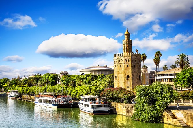 Seville: Cathedral & Giralda Guided Tour with Tickets - The Itinerary: What You’ll See and Do