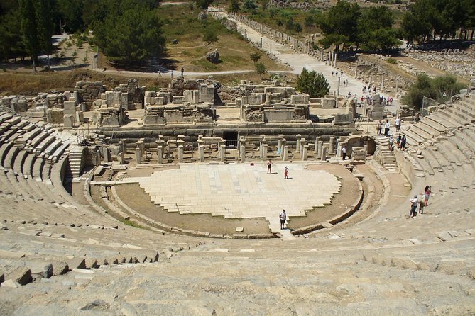 Shore Excursion 1 or 2 Day Private Tour from Kusadasi Port for Ephesus-Pergamon