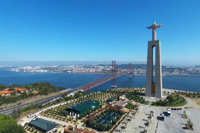 South of Lisbon Private Tour - Cacilhas - Almada - Costa da Caparica