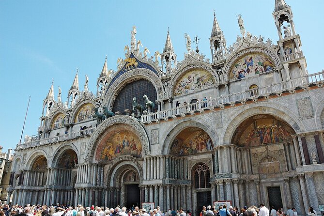 St Marks Basilica & Doges Palace Skip the Line - Semi-Private - From Famous Landmarks to Local Neighborhoods