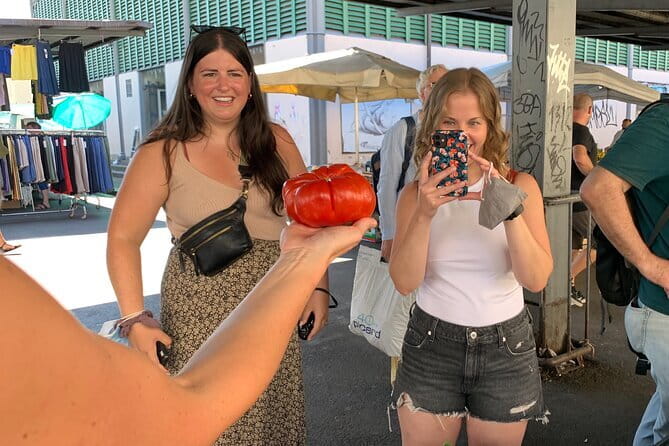 Street Food & Market Tour of Florence (by Streaty)
