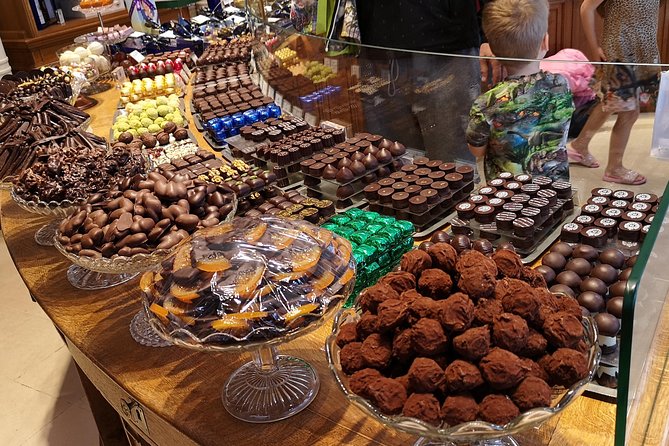 Sweet & Chocolate Family Treasure Hunt in Paris - Why This Tour Works for Families