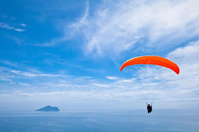 Tandem Paragliding Flight over Tenerife - Why the Experience Offers Great Value