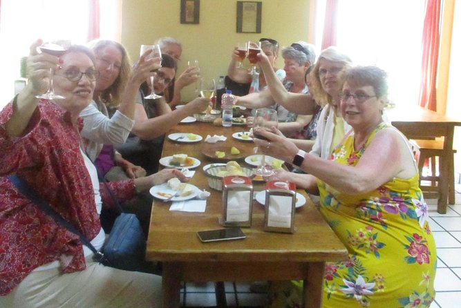 Tapas and history tour ending with churros with chocolate