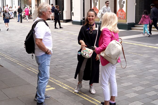 The Beatles: Music, Women, Drugs & 1960s bar - Transport and Duration: What to Know