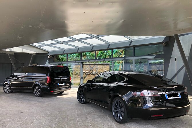 Transfer between Paris and airports CDG/ORLY/LBG (Van 8pax) - In-Depth Look into the Service